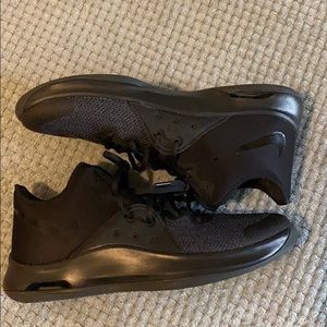 Nike | Shoes | Nike Air Versatile Lll Mens Sneakers | Poshmark